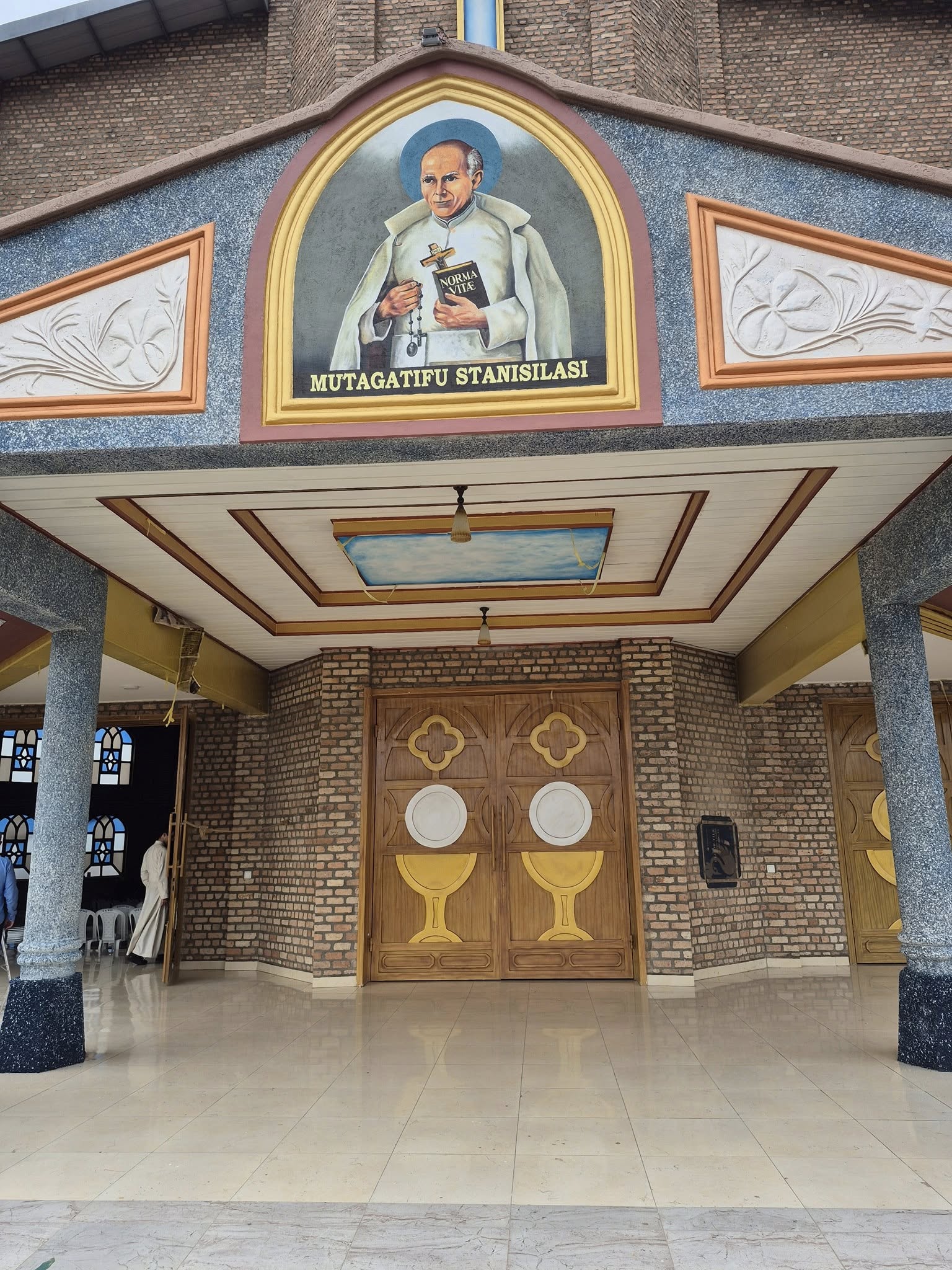 Ruyenzi, Rwanda: Consecration took place of the new parish church of St ...